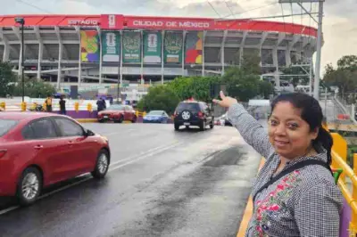 Samosas, Messi, murals light up Mexico kick-off: Kolkata traveler's ...