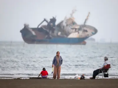 Cargo vessel exchanges fire with armed craft southwest of Yemen: UKMTO ...