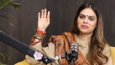 Muslims give death threats to activist Nazia Elahi Khan, call her 'R ...
