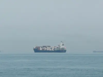 India-Bound LNG Tanker Disha First to Cross Strait of Hormuz | Dailyhunt