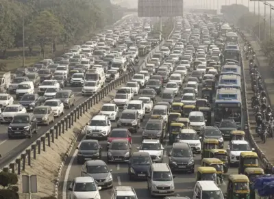 'Delhi traffic congestion down by nearly one-third in three months ...