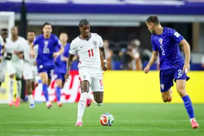 Marcus Rashford faces dramatic Saudi transfer race amid uncertain ...