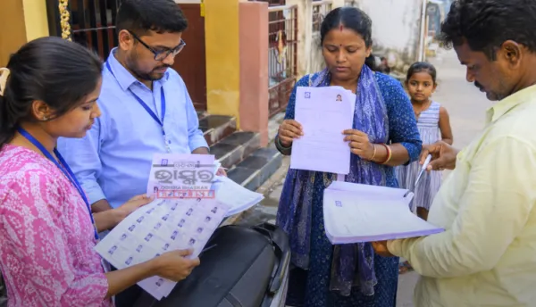 Odisha SIR: Over 41 Lakh Voters Receive Enumeration Forms in First 4 ...
