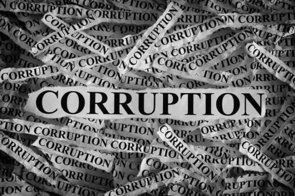 Vigilance DGP's Reader surrenders in graft case | Dailyhunt
