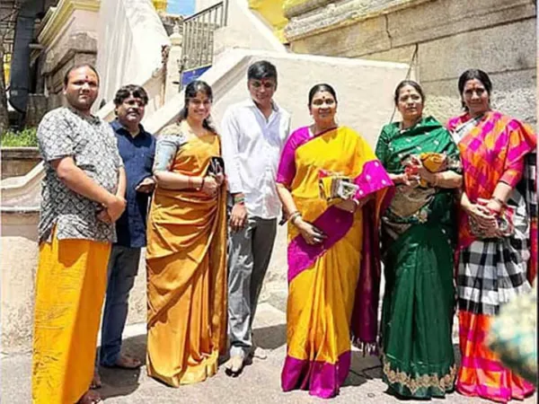 Spiritual Contrast Sparks Discussion: Durga Stalin Offers Prayers in ...