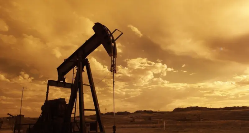Crude oil prices surge to $100 a barrel | Dailyhunt