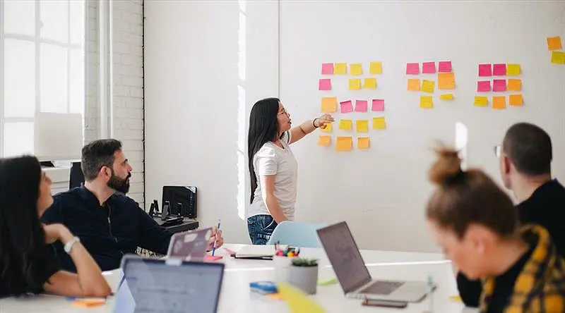 How to Present UX Work to Stakeholders? | Dailyhunt