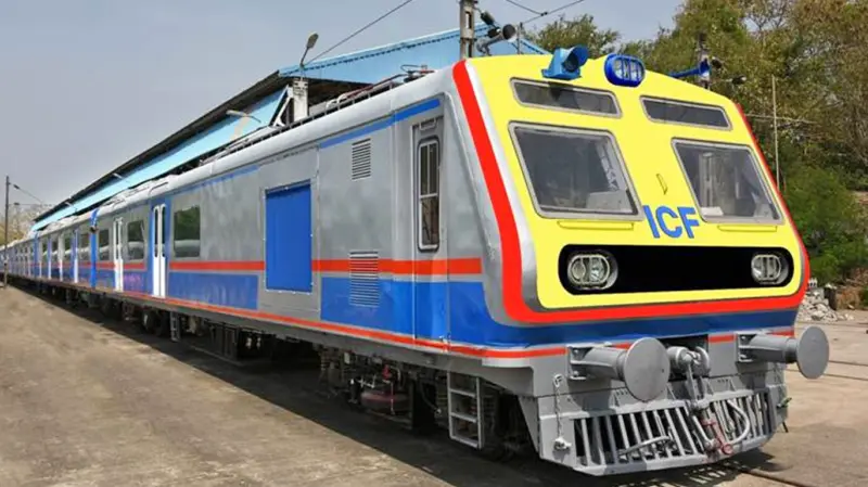 Mumbai Local News: AC trains record 1.5 crore passenger footfall from ...