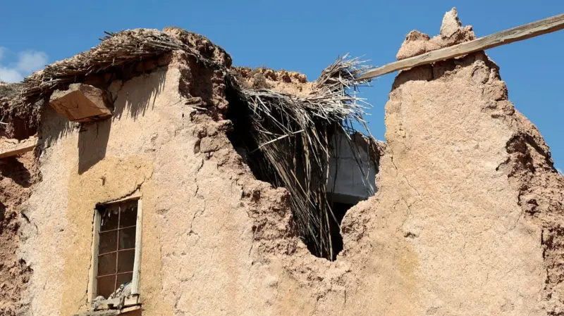 6 children killed as roof of mud house collapses in Pakistan's Khyber ...