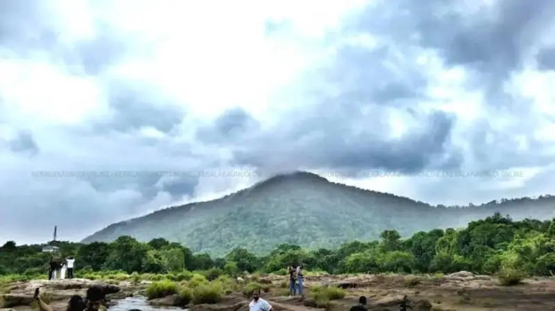 Monsoon to reach Kerala within four days; rainfall likely to be below ...
