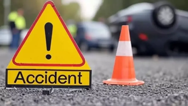 2 killed in Dewas road mishap; villagers block road | Dailyhunt