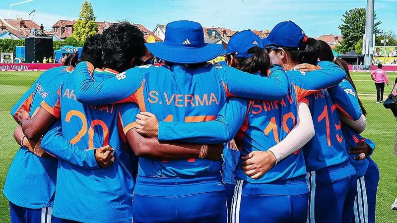England bowlers script late collapse as India fall 26 runs short, T20I ...