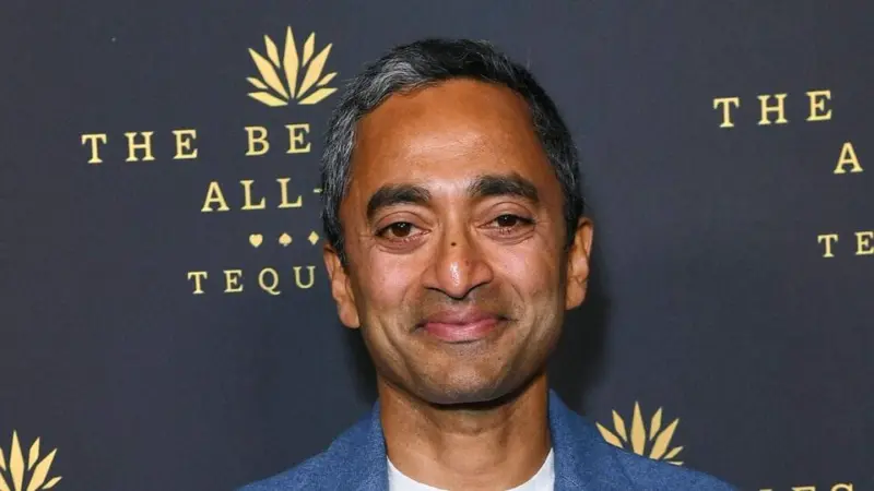 Quote of the day by Chamath Palihapitiya: 'Be completely agnostic to ...