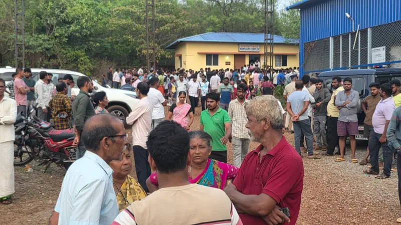 10 of family drown while collecting clams in Bhatkal; PM Modi ...