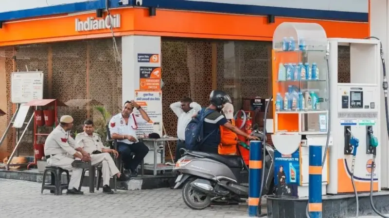 Petrol-Diesel Prices Jump Again as Oil Firms Face Mounting Pressure ...