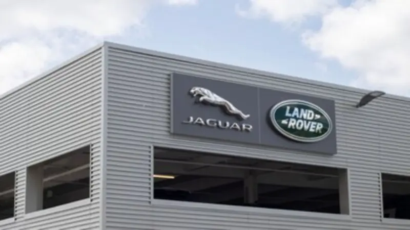 Why Jaguar Land Rover is suddenly raising £2 billion from banks instead ...