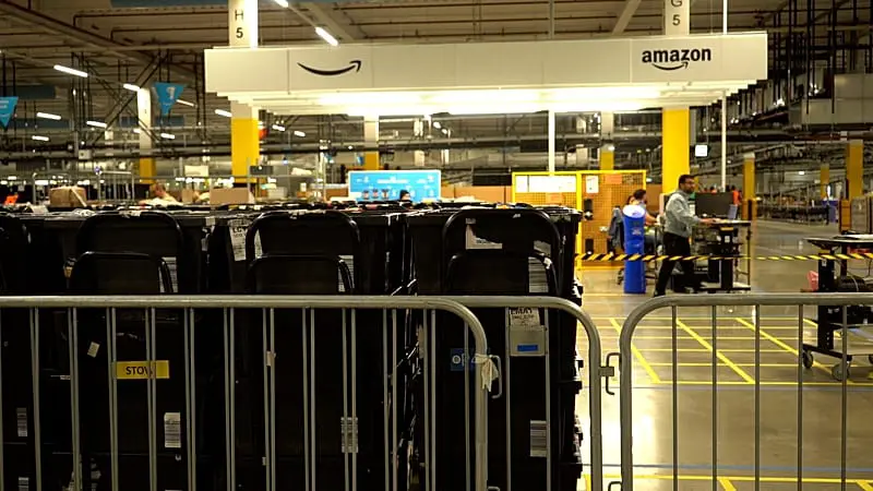 Inside Amazon's busiest European warehouse, where robots, lasers and ...