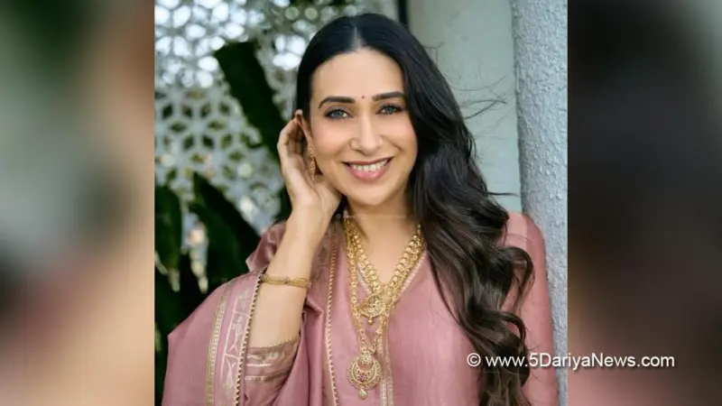 When Karisma Kapoor revealed who is the biggest 'kanjus' among the ...