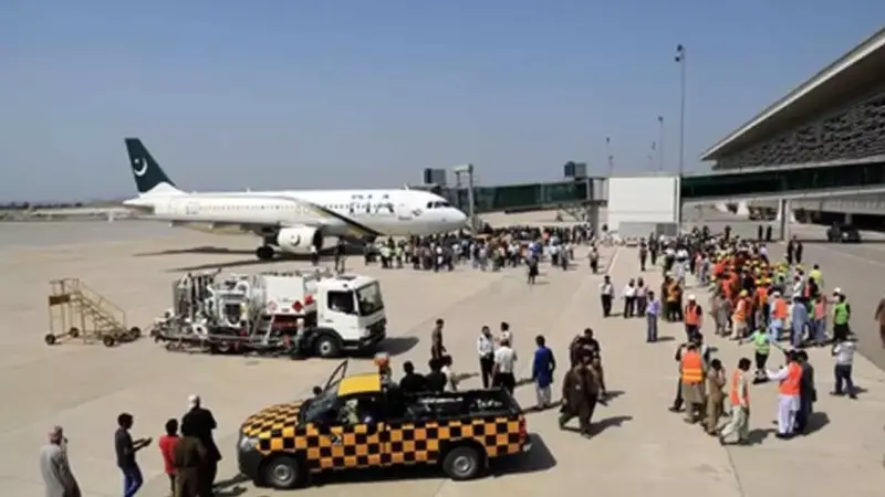 Pakistan's immigration wing under fire over gross negligence, arbitrary ...