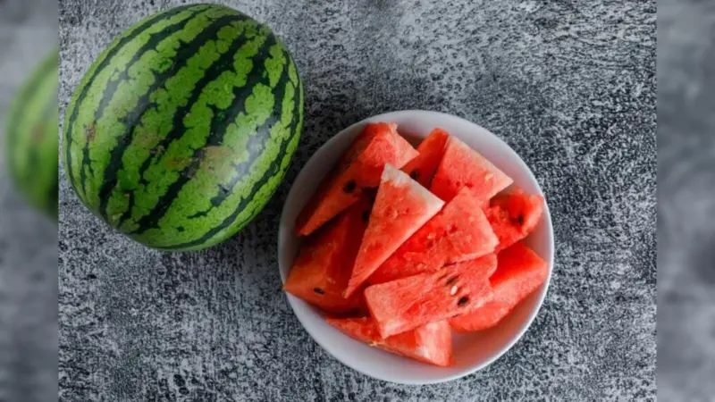 How Watermelon Can Transform Your Skin During Summer | Dailyhunt