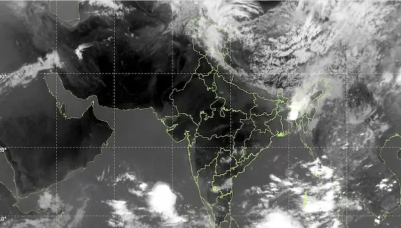 Satellite imagery shows major cloud surge across India, weather alerts ...