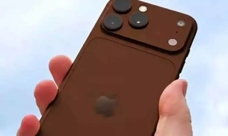 Apple iPhone 18 Pro Series Leaks Hint at Bigger Battery, Smarter ...