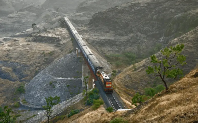 Indian Railways Plans Rs 40,000 Crore Mega Tender for 1 Lakh Freight ...
