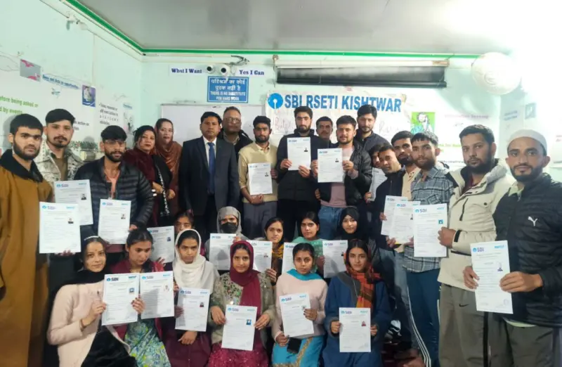 Fresh batch completes Desktop Publishing training at RSETI Kishtwar ...