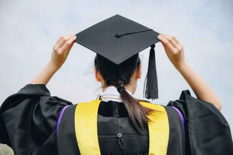 How Today's Tough Job Market Could Haunt Recent Graduates for Years ...