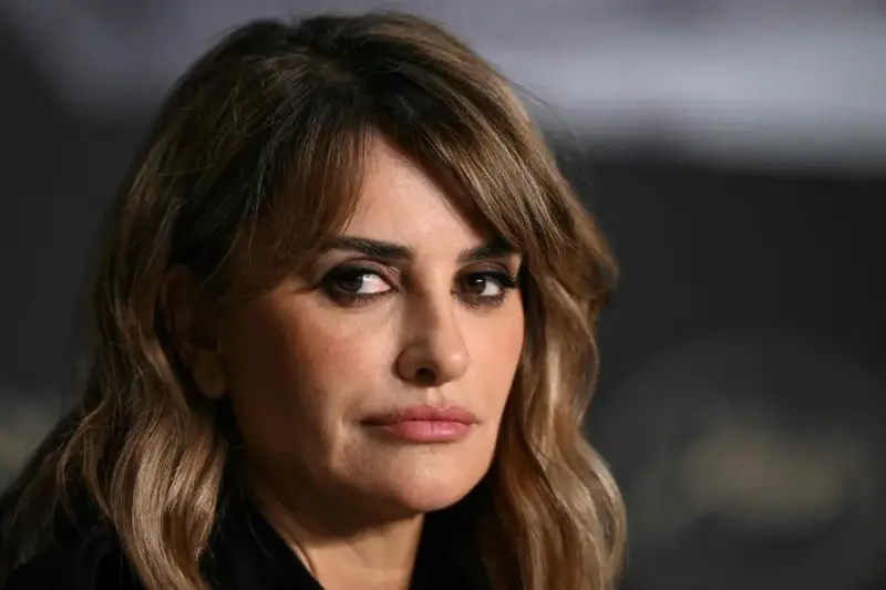 'I thought I was about to die. it was totally surreal,' Penelope ...