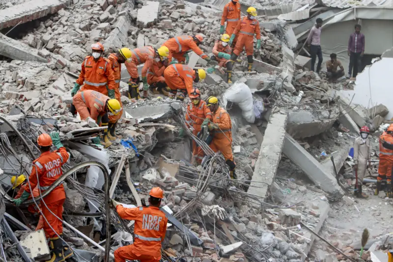 Saket building collapse: Owner earned Rs 10 lakh a month from 4 floors ...