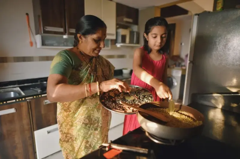 Forget extreme diets. Experts say these Indian kitchen staples work ...