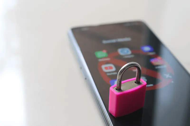 What Meta's quiet retreat from encryption privacy on Instagram means ...
