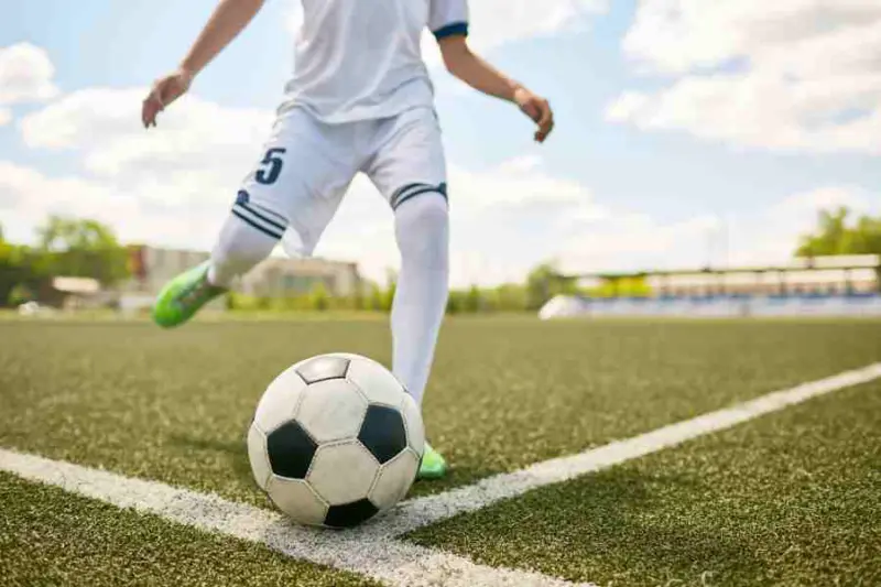 Fifa tightens rules on time-wasting, match tempo and player conduct at ...