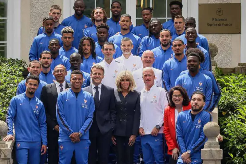 Deschamps ambitious yet cautious as France target another World Cup ...