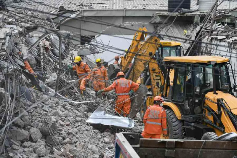 Saket building collapse: Families recall victims' final words and last ...