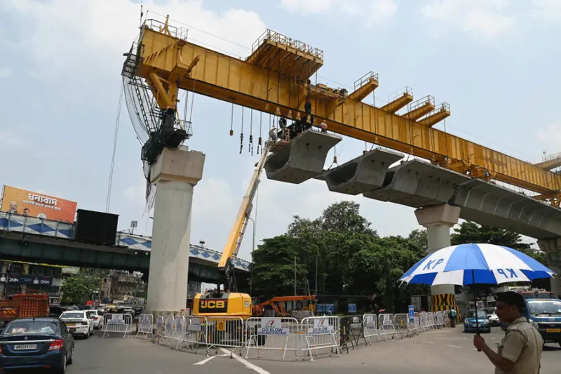 Kolkata Metro completes Chingrighata girder work ahead of schedule ...
