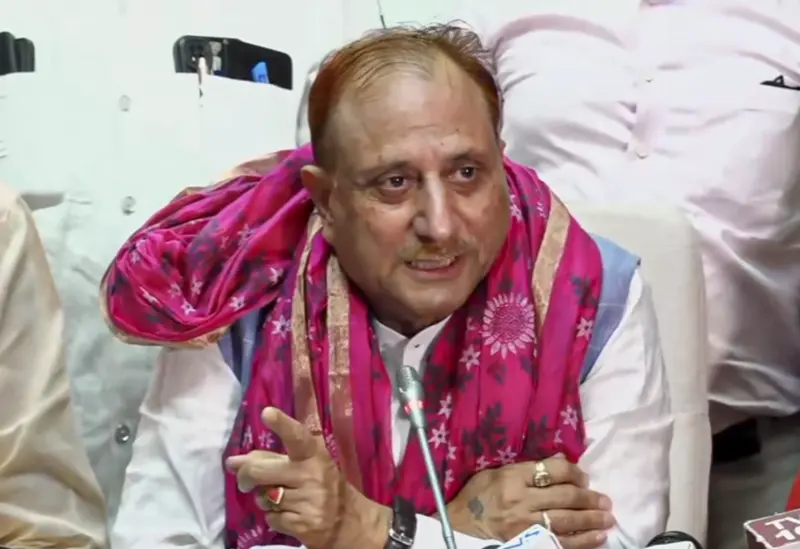 Delhi Mayor reviews monsoon prep, pushes sanitation drive | Dailyhunt