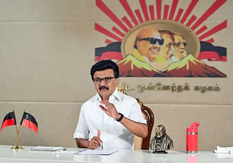 കോണ്‍ഗ്രസ് നന്ദികെട്ടവര്‍, പ്രതിസന്ധിയില്‍ ഒപ്പം നിന്നത് ഇടതും വി.സി ...