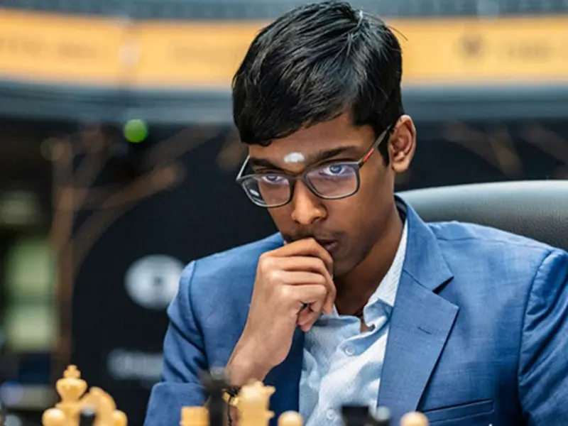 Praggnanandhaa defeats Carlsen in Norway Chess Round 8, moves near ...