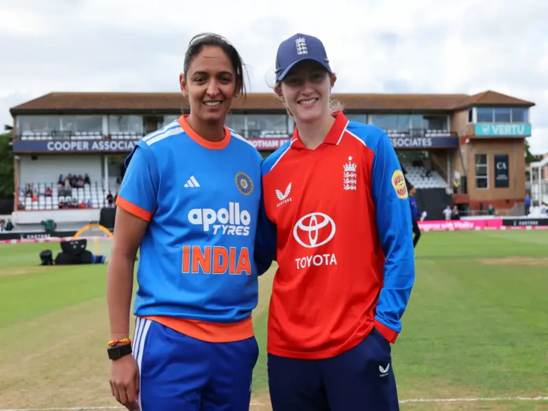 3rd T20I: England women win toss; opts to field against India | Dailyhunt