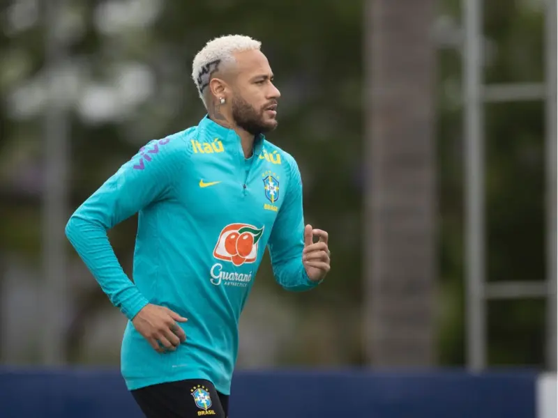 Neymar Arrives At Brazil FIFA World Cup Training Camp On Private ...