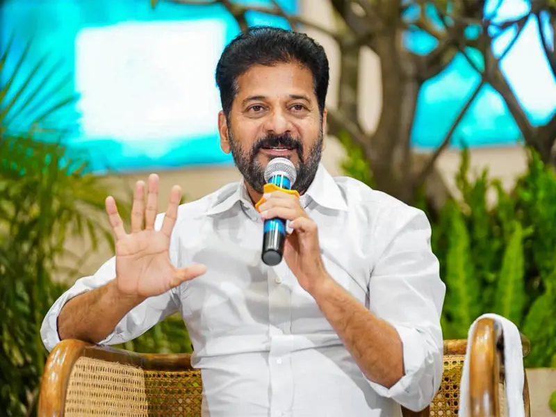 Telangana CM Revanth Reddy pitches Rahul Gandhi for PM candidate in ...