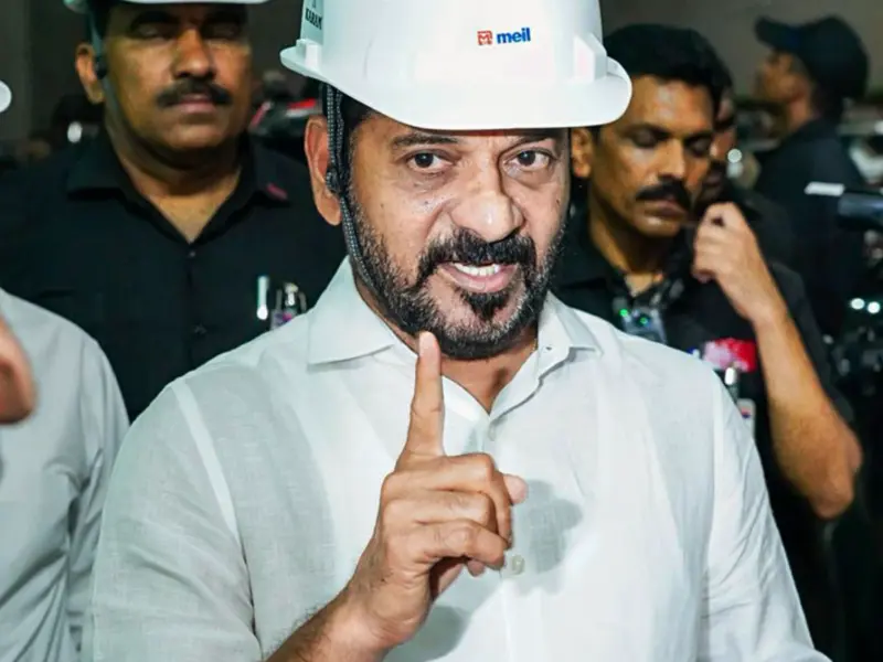 Revanth Reddy's Hitler Remark On HYDRAA | Dailyhunt