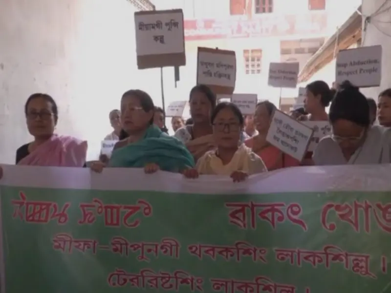 All Manipur Nupi Marup stages protest in Imphal, demanding release of 6 ...