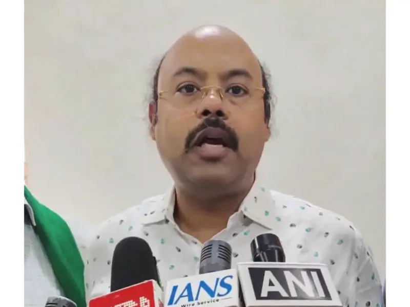 Karnataka minister criticises LPG price hike, labels BJP government ...