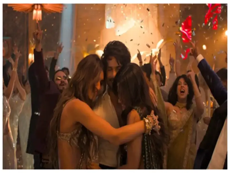 Excitement Builds as 'Cocktail 2' Trailer Drops | Dailyhunt