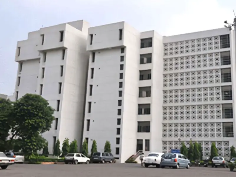Court rejects bail for man accused of instigating New Delhi parking ...
