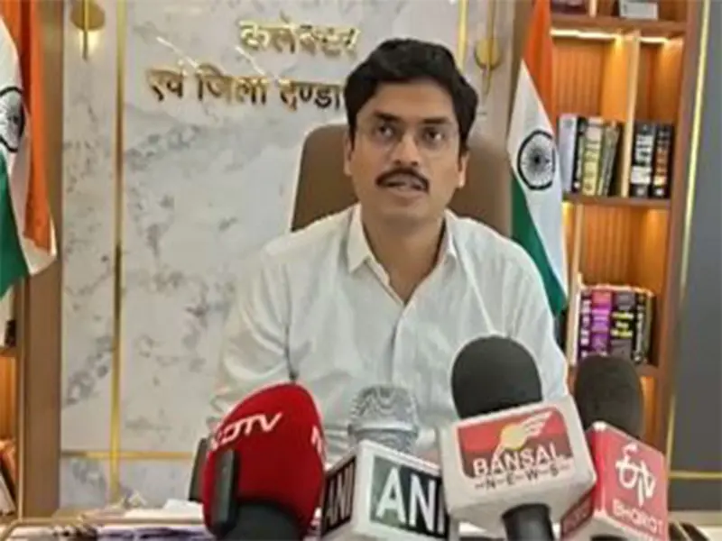 Burhanpur authorities intervene after children risk lives to draw water ...
