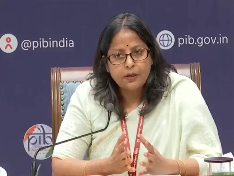 Jet fuel under-recovery at Rs 30/Litre, LPG demand managed: Govt as ...